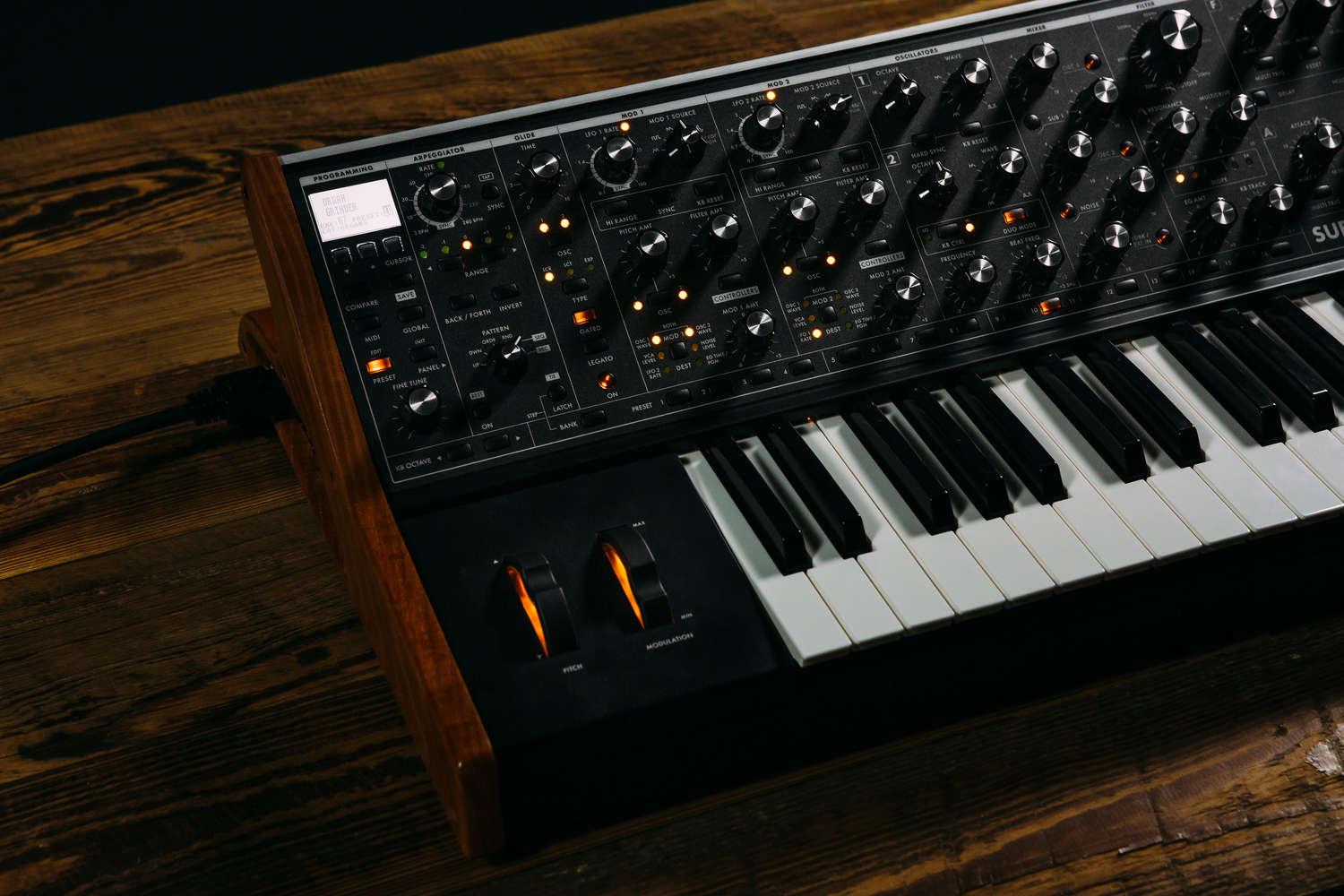 Moog - Subsequent 37 | djservice.se